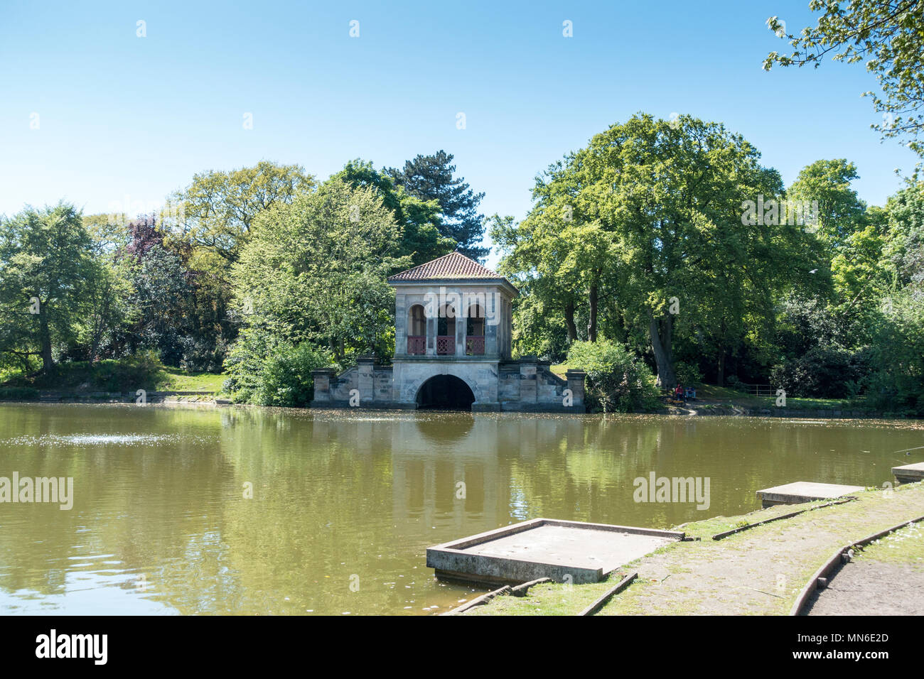 Boathouse at birkenhead park hi-res stock photography and images - Alamy