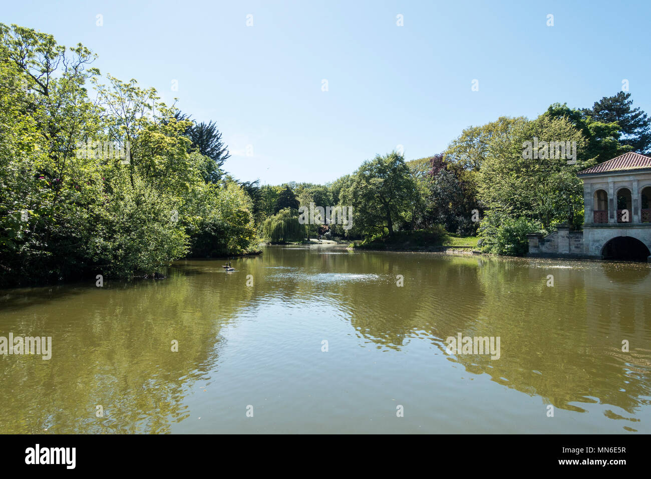 New york central park boathouse hi-res stock photography and images - Alamy