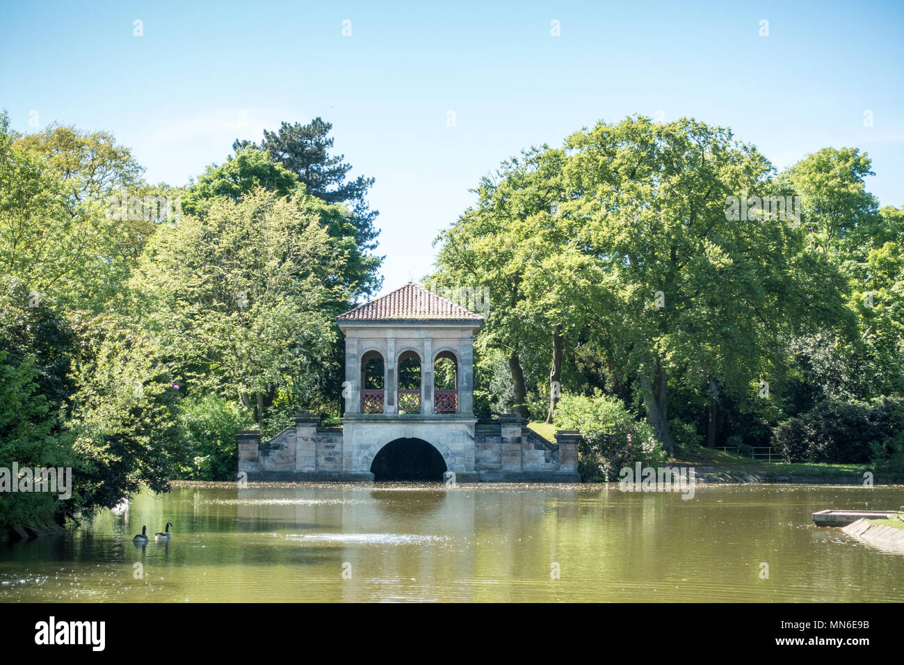Boathouse at birkenhead park hi-res stock photography and images - Alamy
