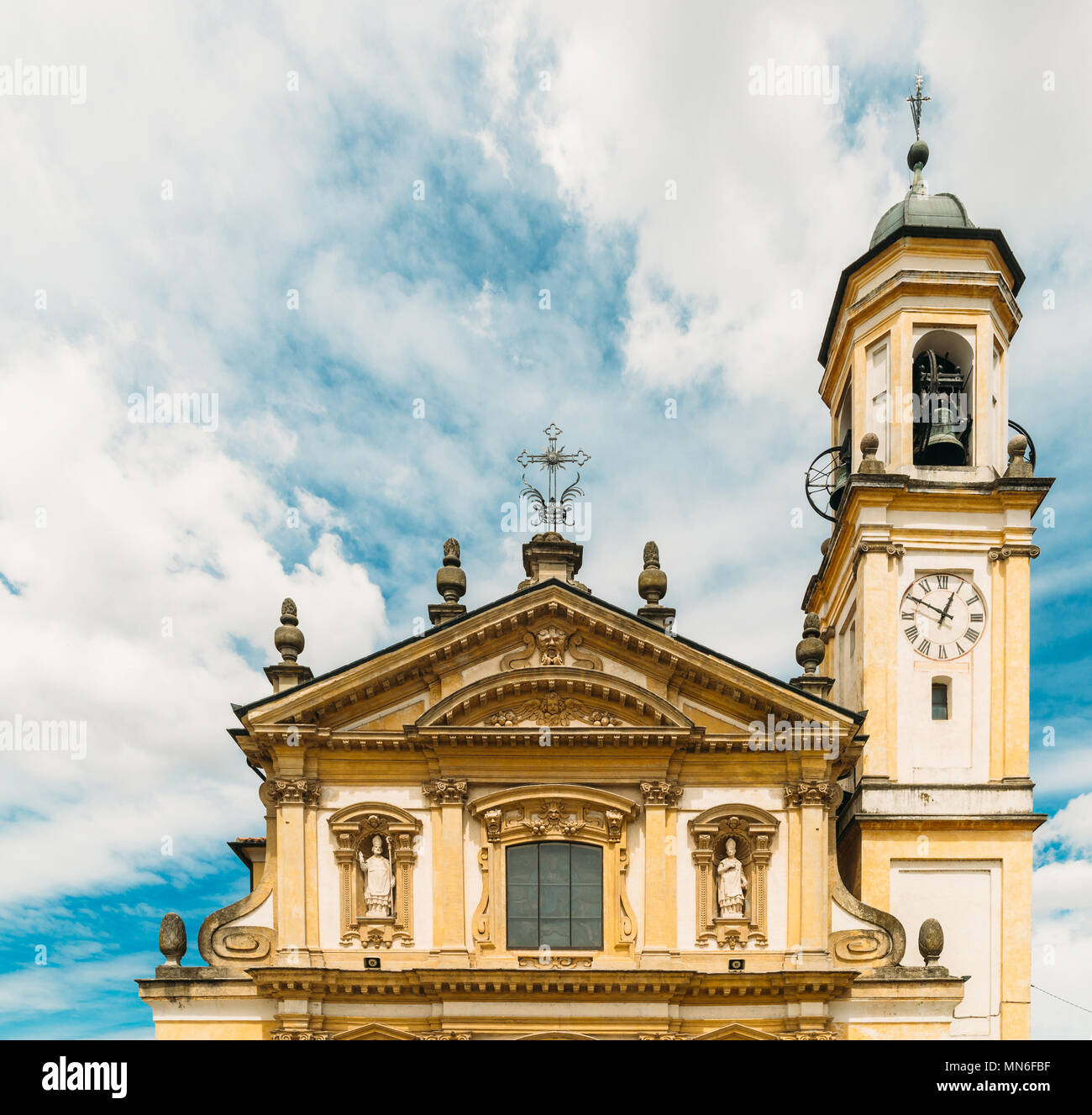 Milan square 17th century hi-res stock photography and images - Alamy