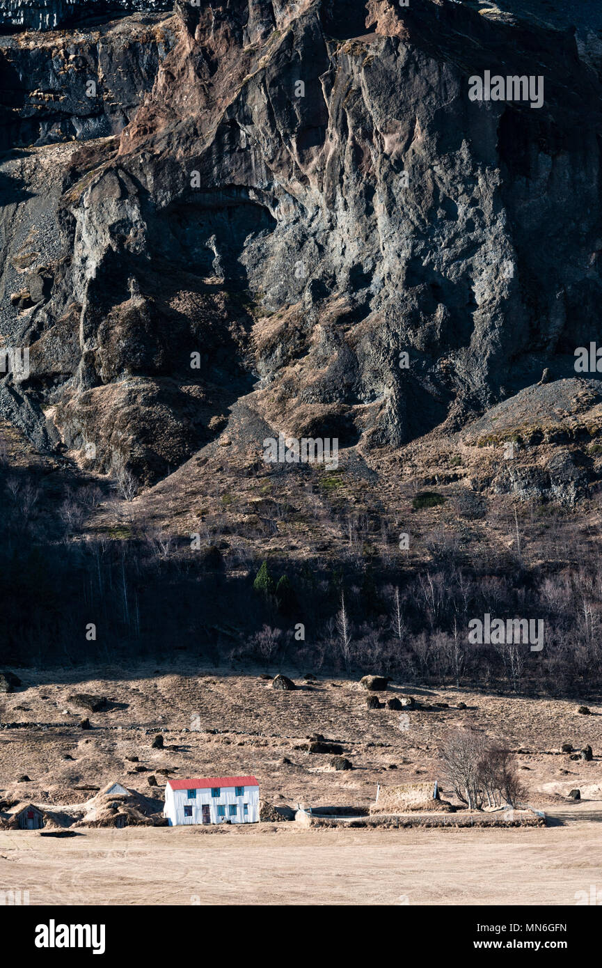 Turf farmhouse iceland hi-res stock photography and images - Alamy