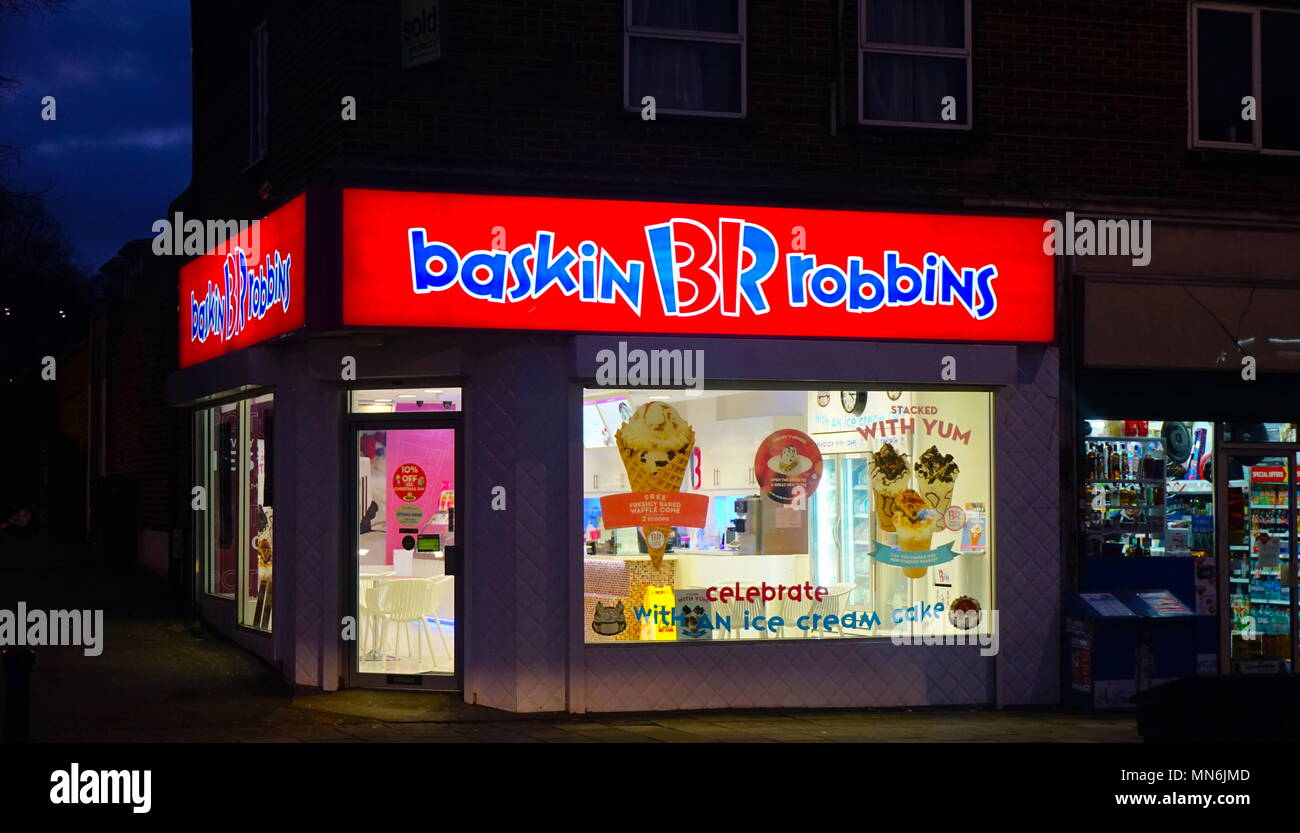 Robbins family hi-res stock photography and images - Alamy