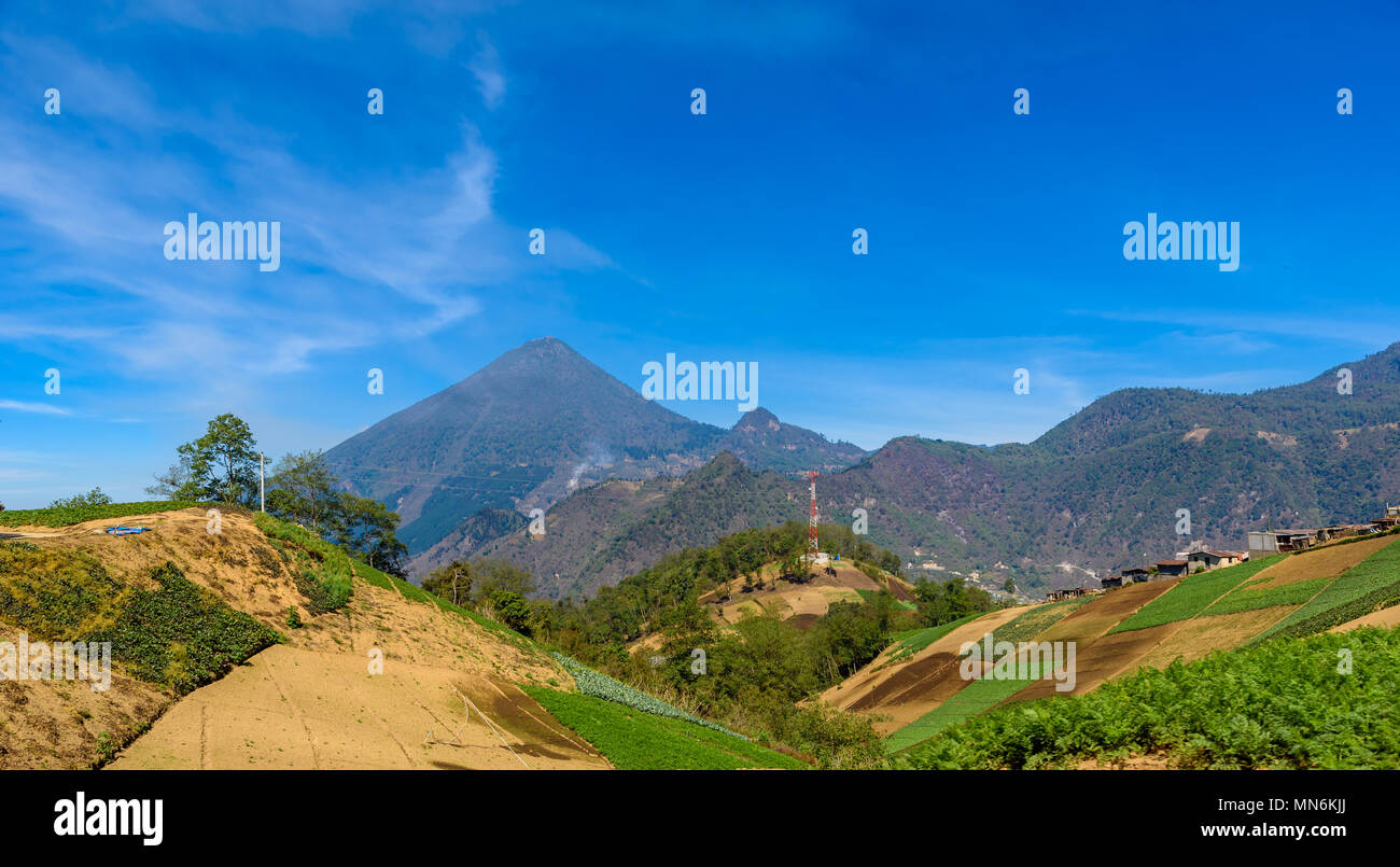 Quetzaltenango guatemala volcano hi-res stock photography and images ...