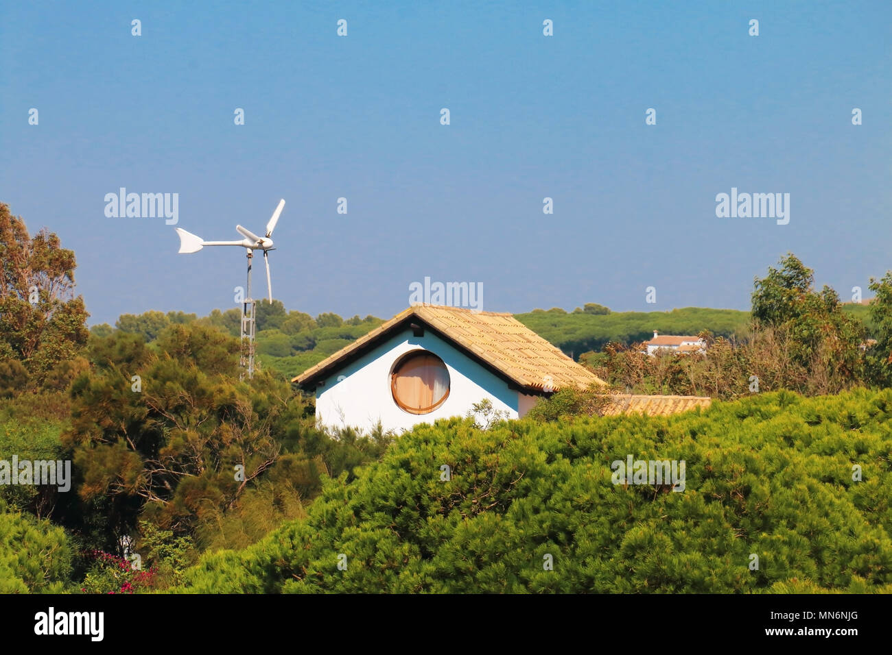 Ecology house hi-res stock photography and images - Alamy