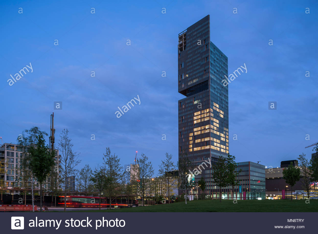 Manhattan Loft Gardens Stock Photos & Manhattan Loft Gardens Stock ...