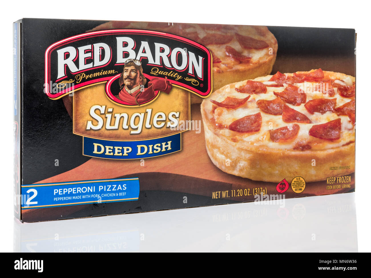 Red baron frozen cheese pizza hi-res stock photography and images - Alamy
