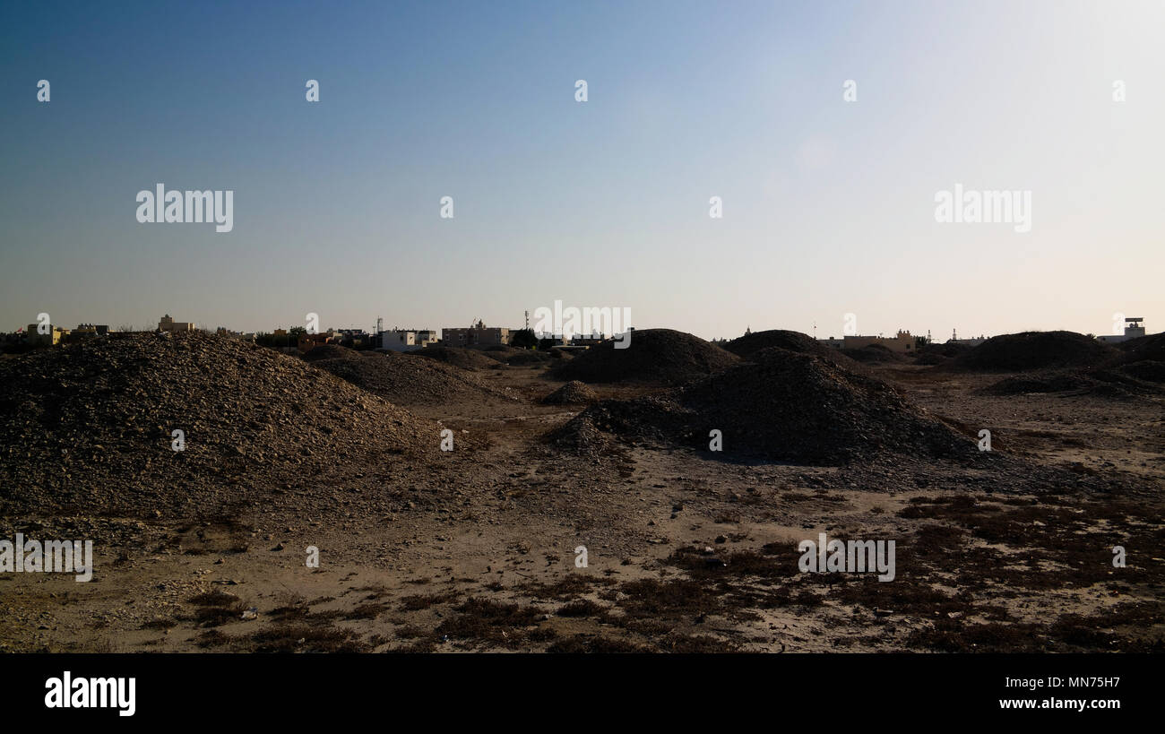 Dilmun archaeological cemetery hi-res stock photography and images - Alamy