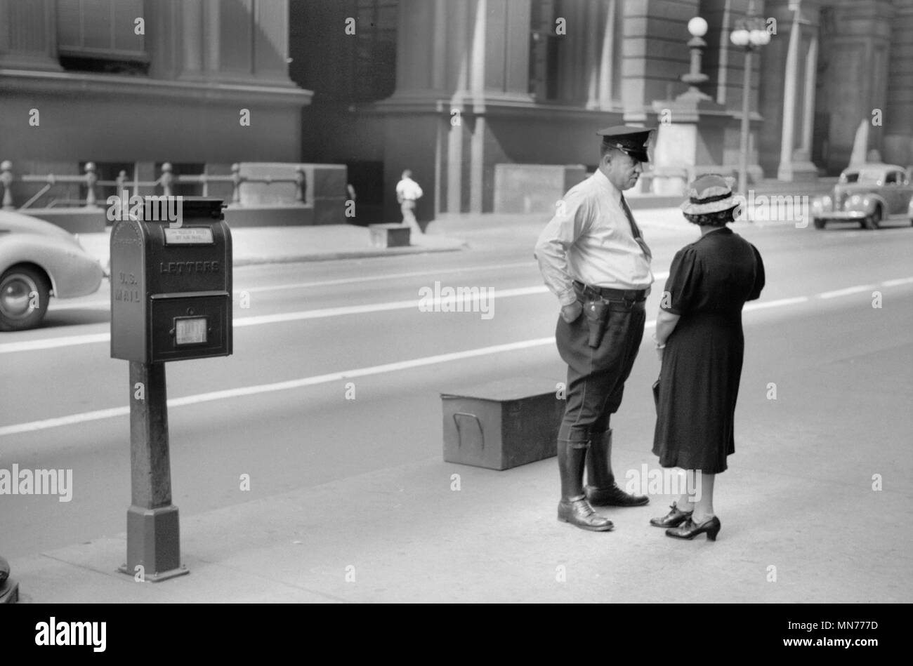 1940s police uniform hi-res stock photography and images - Alamy
