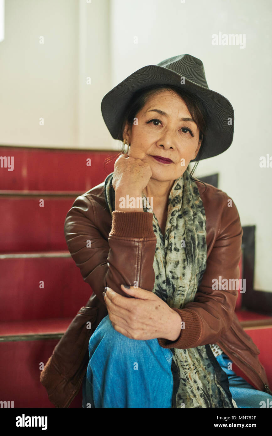 Elderly senior looking stairs hi-res stock photography and images - Alamy