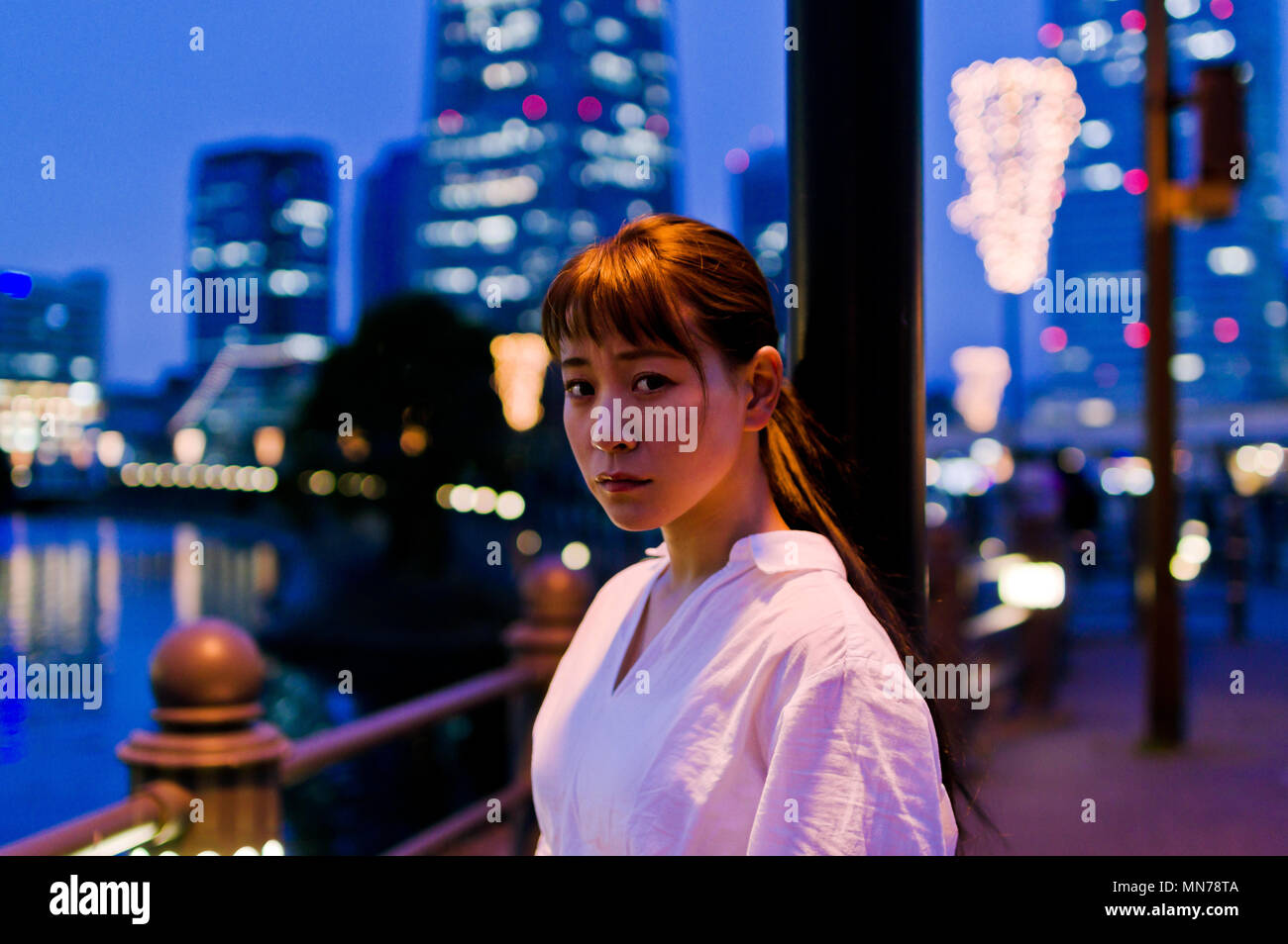 Lingering hi-res stock photography and images - Alamy