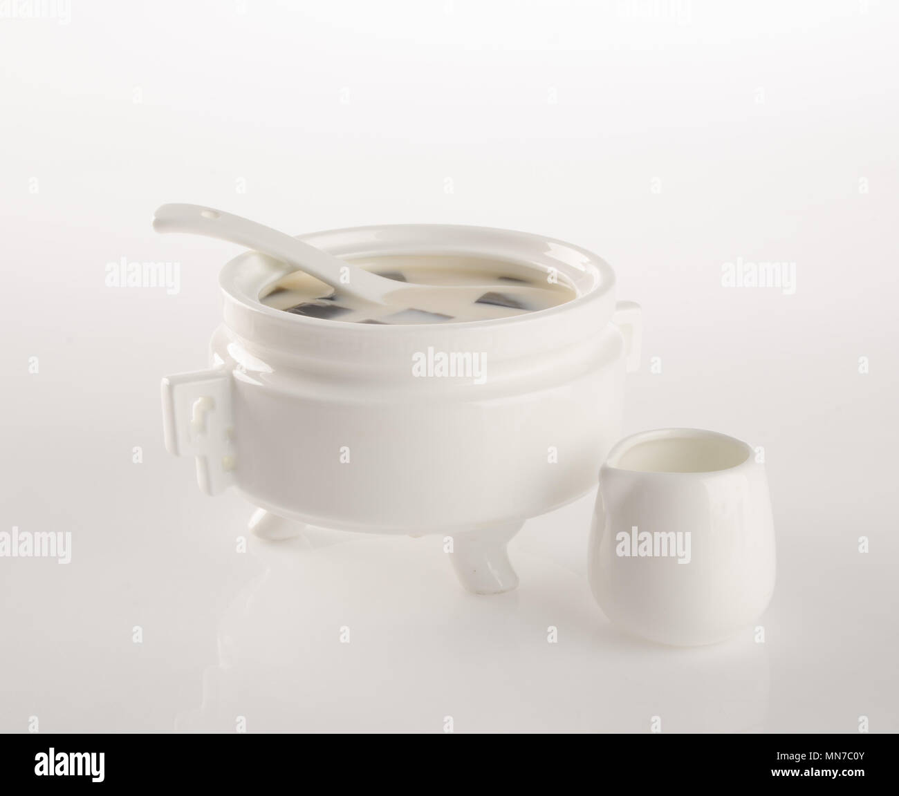 Douhua or Taiwanese Tofu Dessert and tofu pudding Stock Photo - Alamy