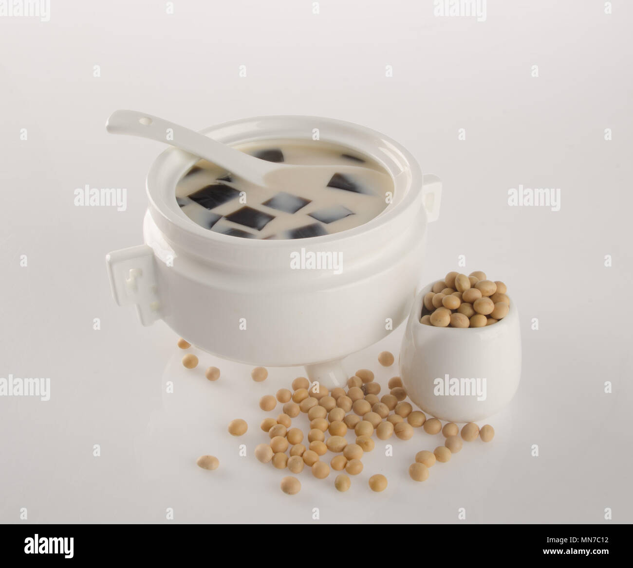 Douhua or Taiwanese Tofu Dessert and tofu pudding Stock Photo - Alamy