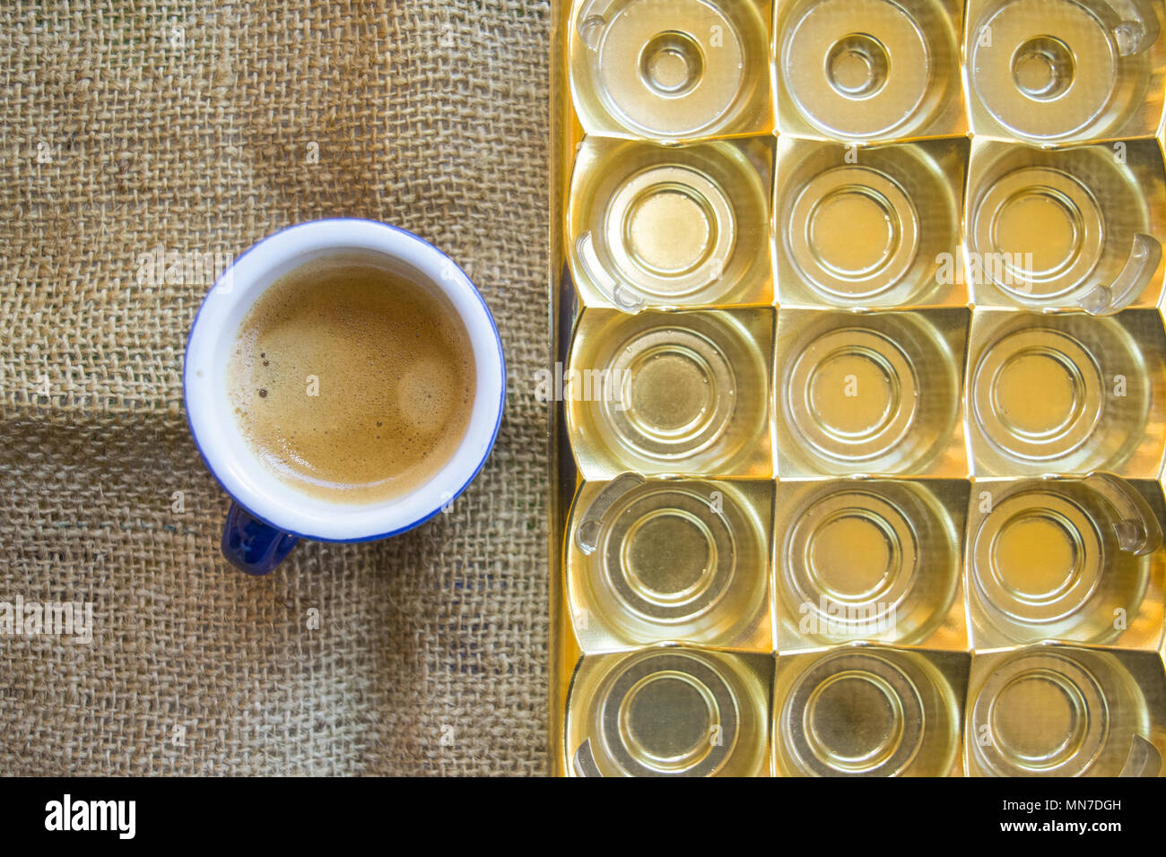 Italian coffee expresso cup hi-res stock photography and images - Alamy