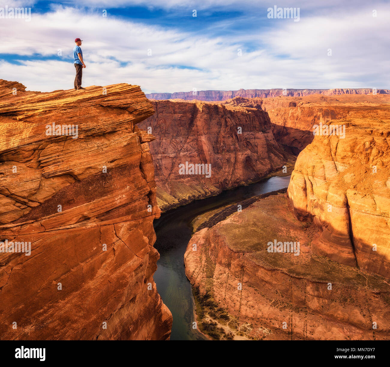 Edge hi-res stock photography and images - Alamy