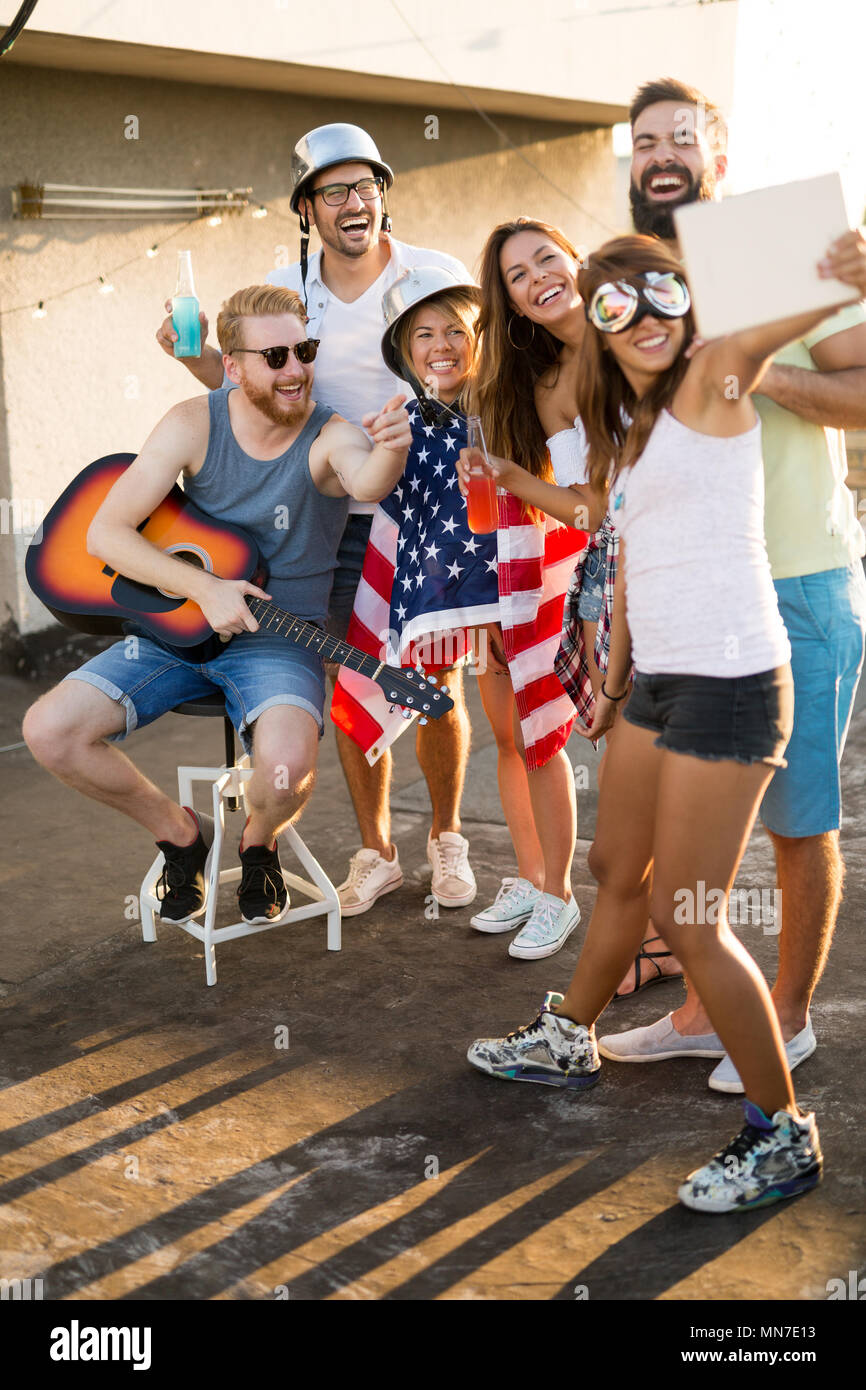 Fourth of july party hi-res stock photography and images - Alamy