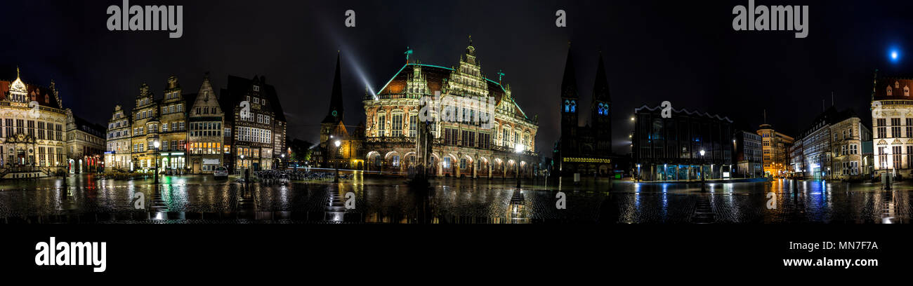 Panorama of the market square in bremen hi-res stock photography and ...