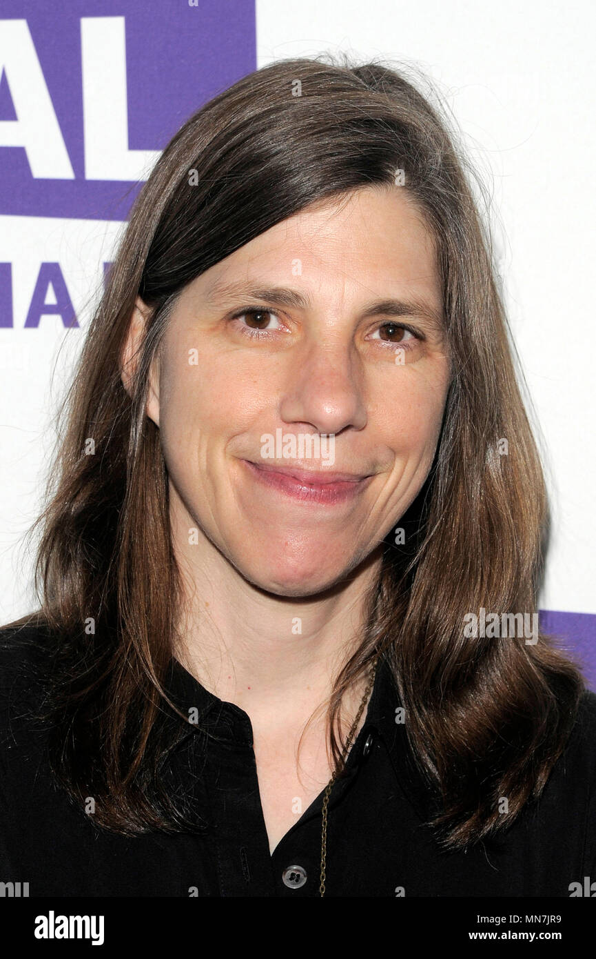 Cynthia littleton hi-res stock photography and images - Alamy