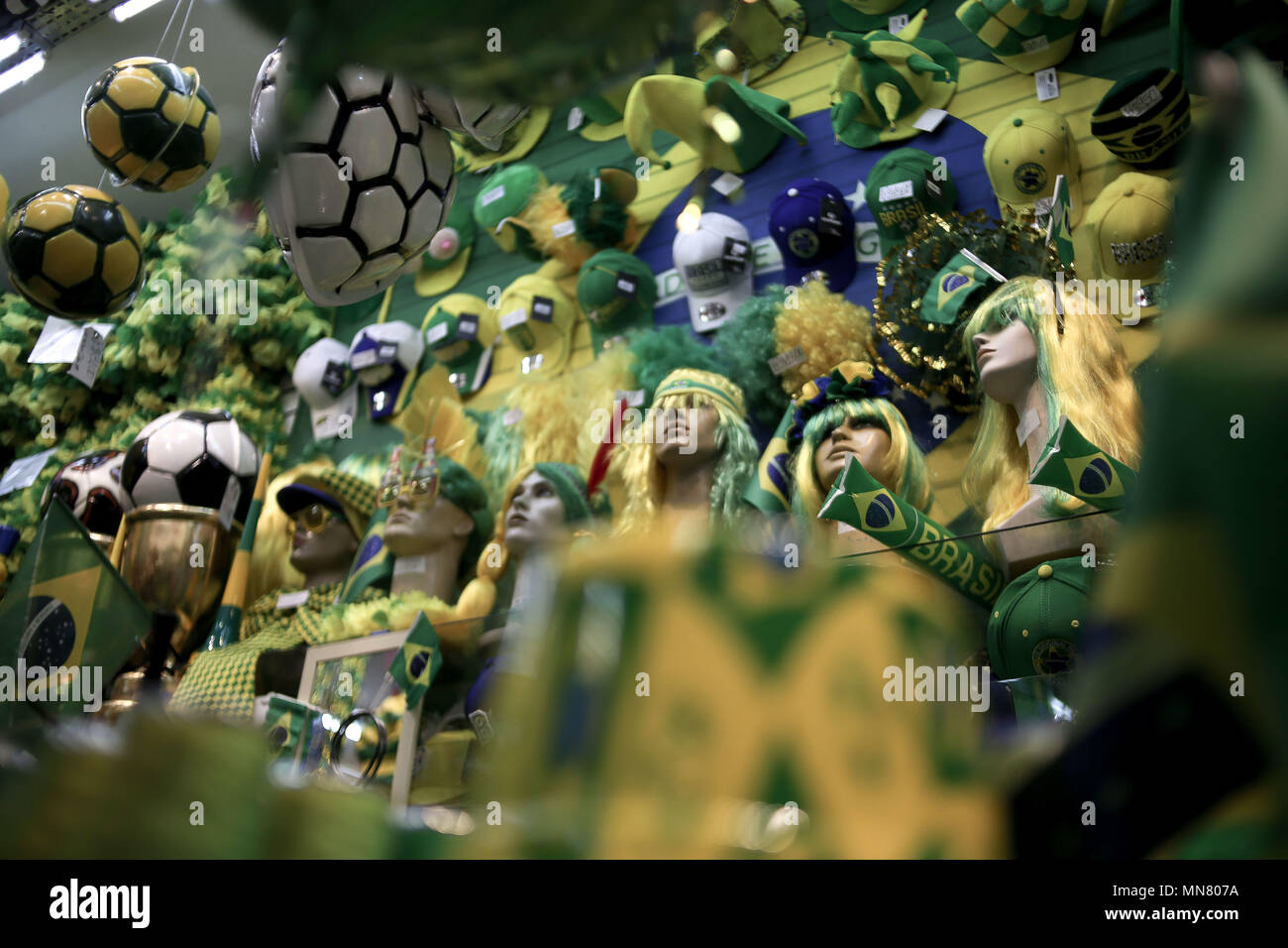 Sao Paulo, Brazil. 15th May, 2018. props with national colors are seen ...