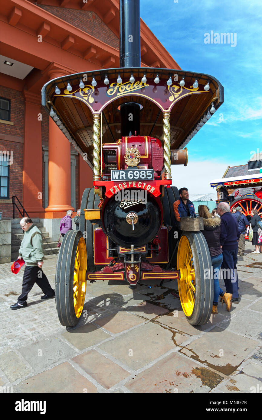 Foden Showmans Road Locomotive 2104, "Prospector" at the "Steam on the ...