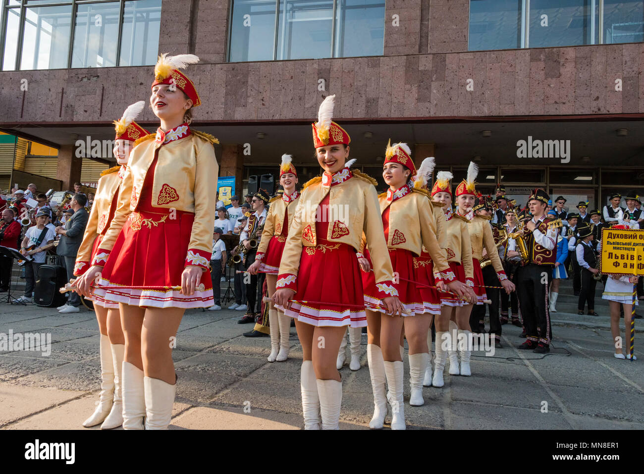 Kids majorettes hi-res stock photography and images - Alamy
