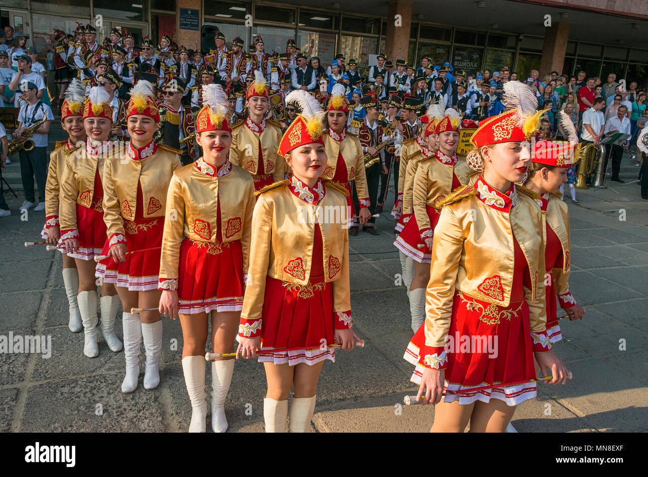 Majorettes parade hi-res stock photography and images - Alamy