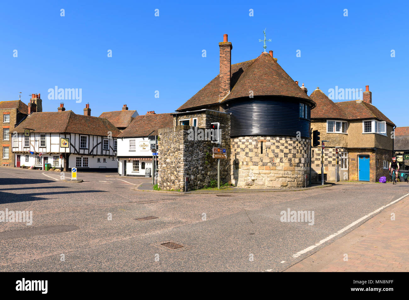 Tollgate hi-res stock photography and images - Alamy