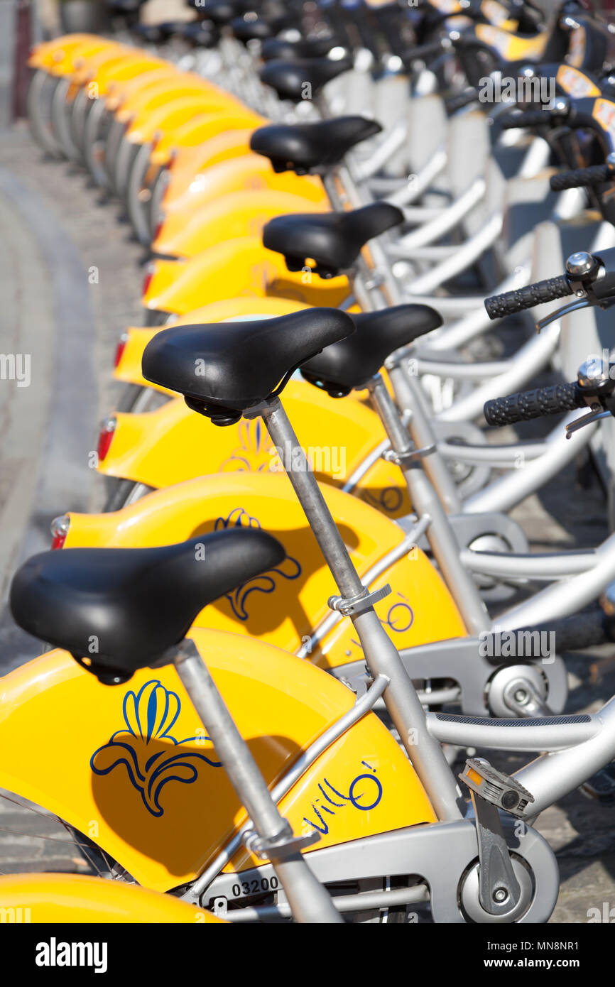 Brussels hire bikes hi-res stock photography and images - Alamy