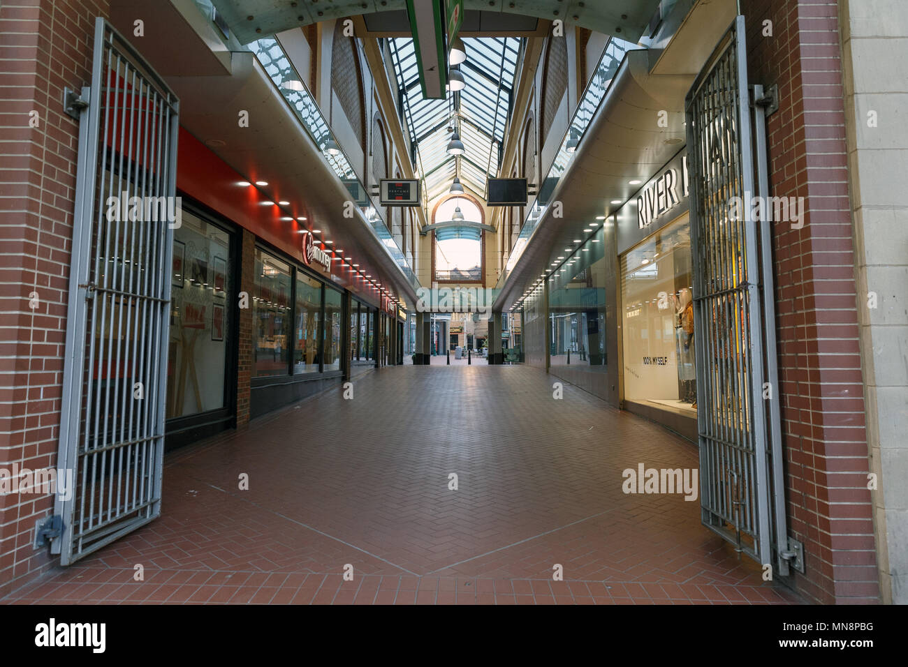 Orchard centre hi-res stock photography and images - Alamy