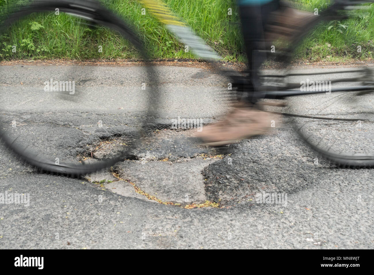 Uk potholes hi-res stock photography and images - Alamy