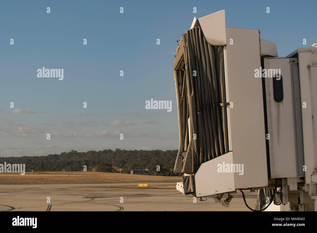 Aerobridge hi-res stock photography and images - Alamy