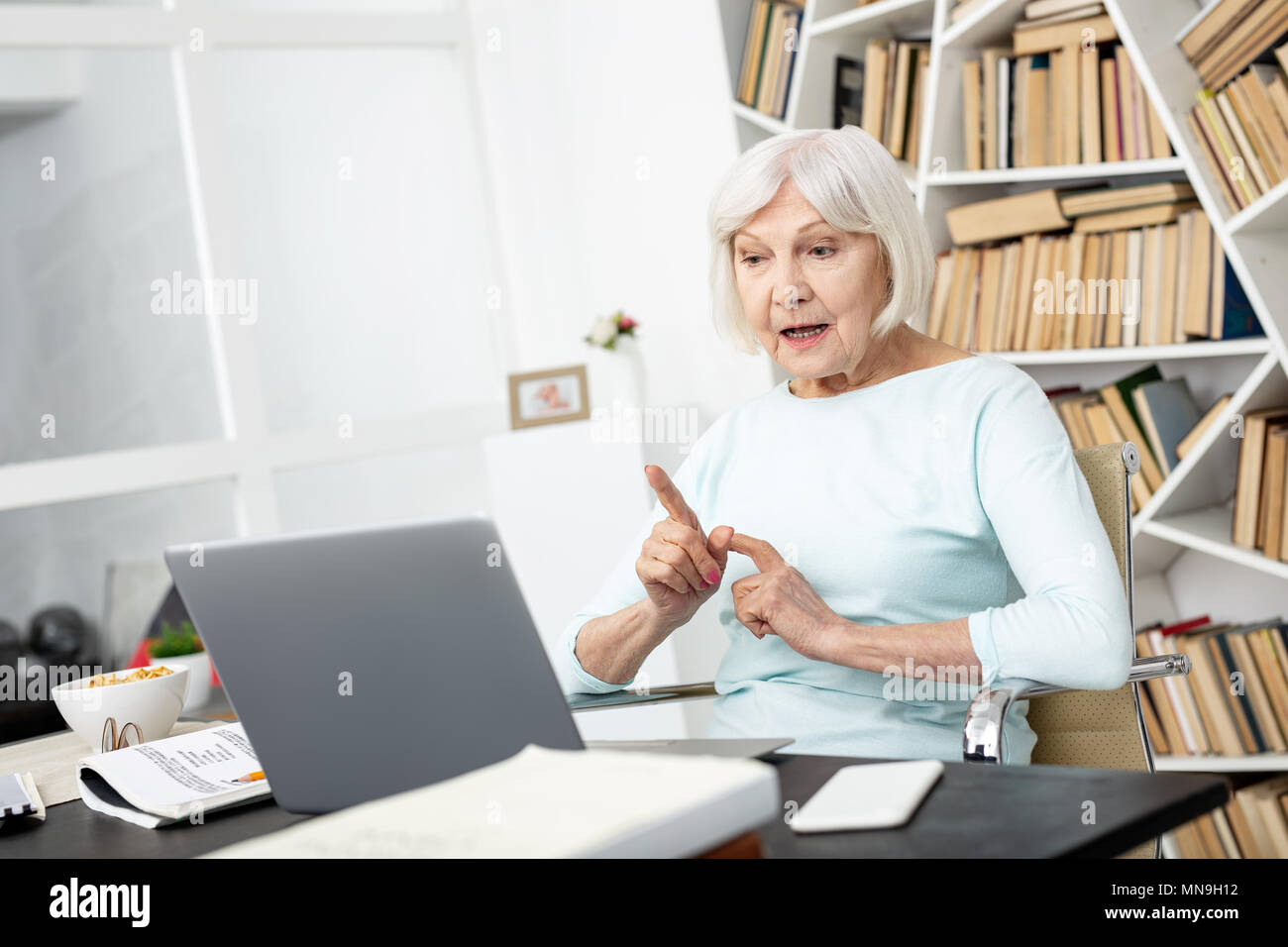 Mature career hi-res stock photography and images - Alamy