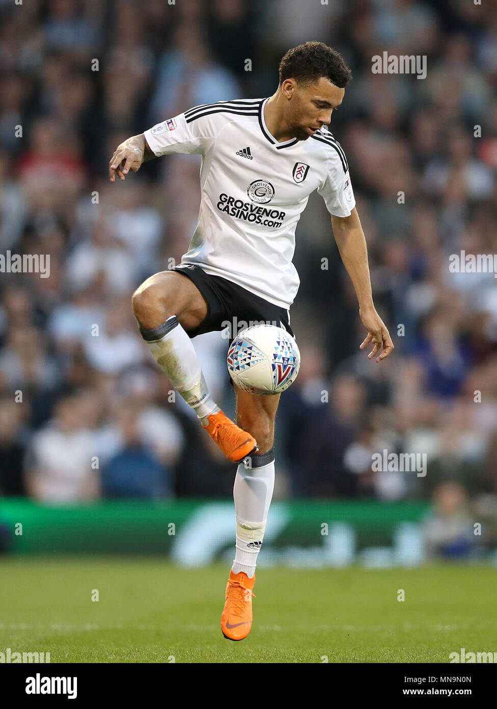 Fulham's Ryan Fredericks Stock Photo - Alamy
