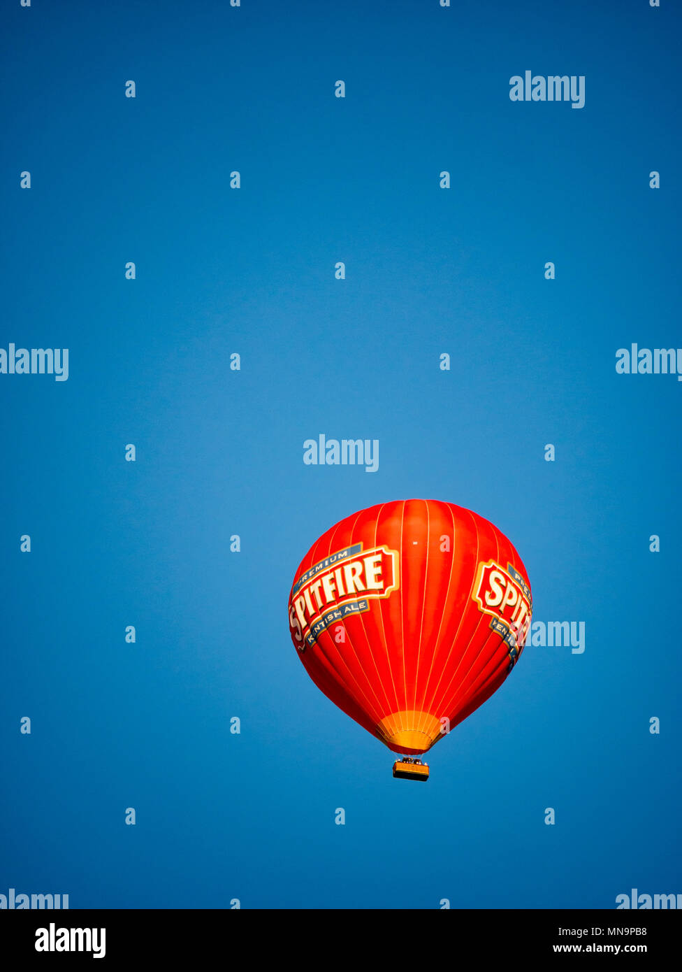 Spitfire kentish ale balloon hi-res stock photography and images - Alamy