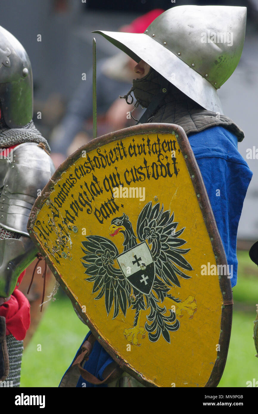 Medieval german soldiers hi-res stock photography and images - Alamy