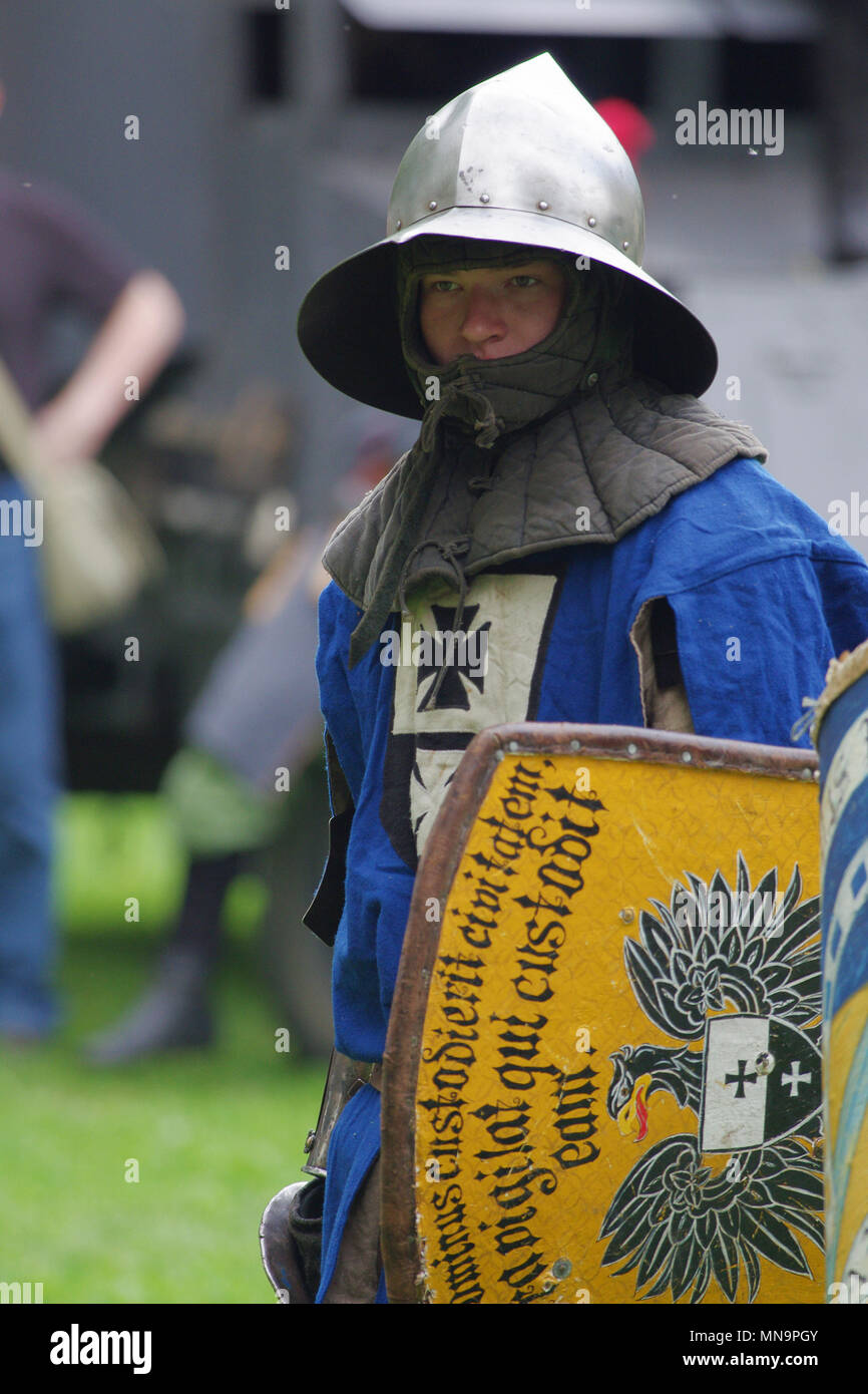 Medieval german soldiers hi-res stock photography and images - Alamy