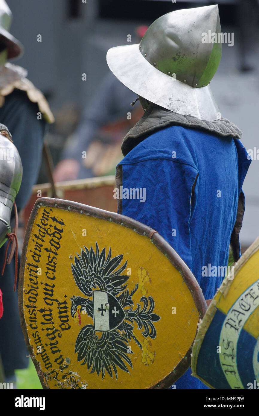 Medieval german soldiers hi-res stock photography and images - Alamy