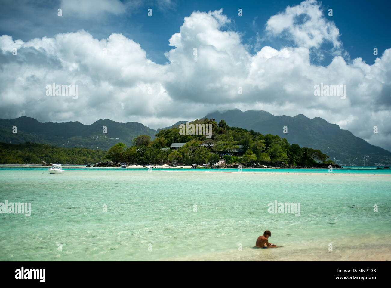Round island hi-res stock photography and images - Alamy