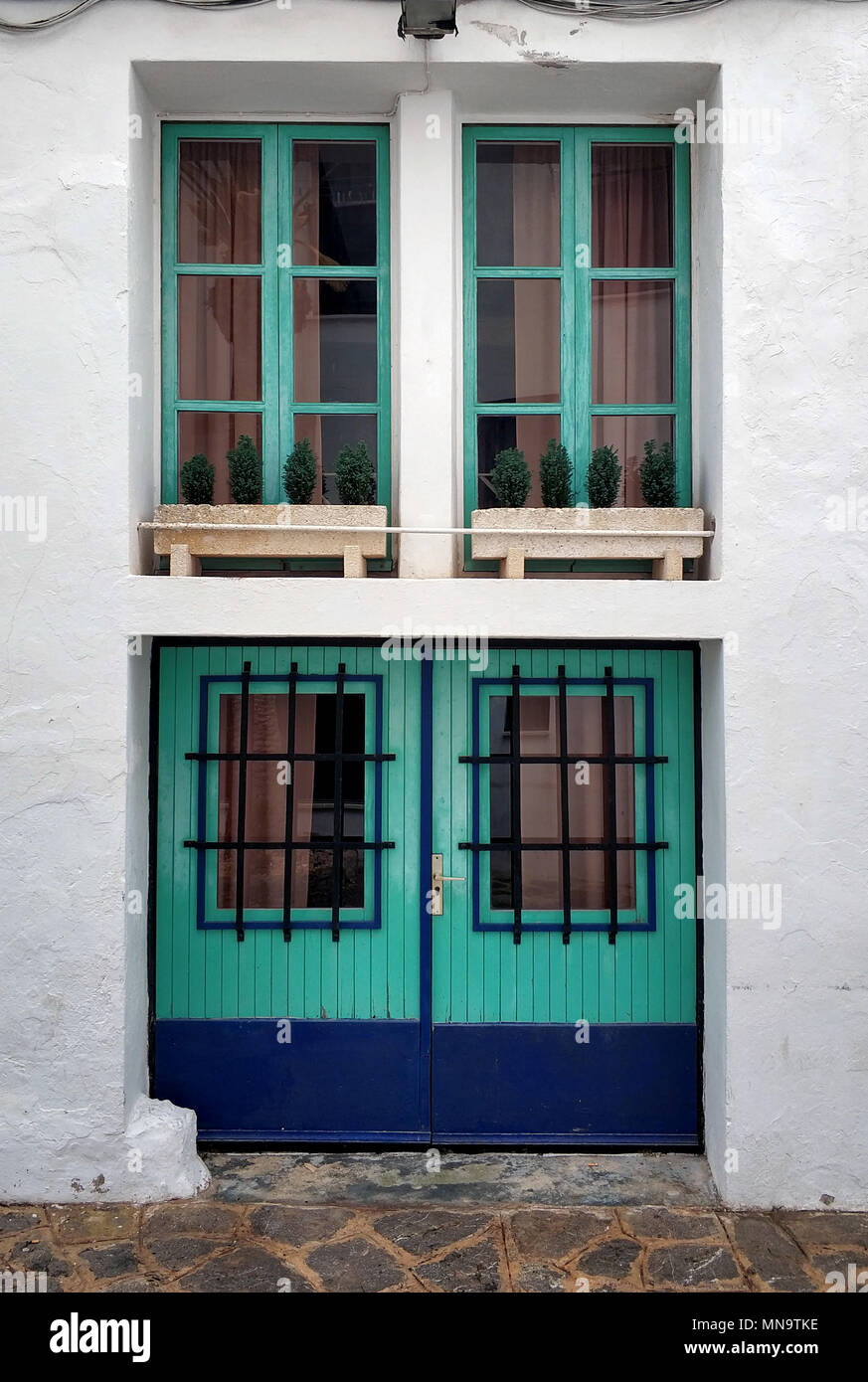 Rustic doors hi-res stock photography and images - Alamy
