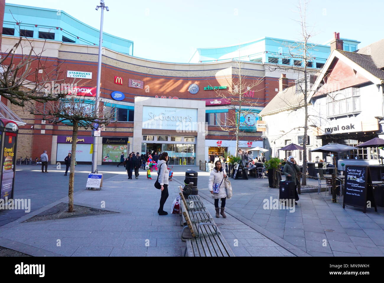 St georges shopping centre hi-res stock photography and images - Alamy