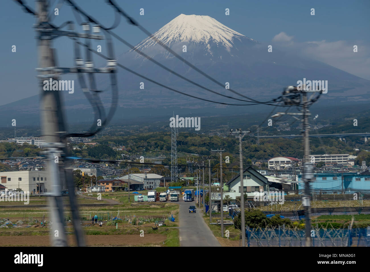 Electricity pylon japan hi-res stock photography and images - Alamy