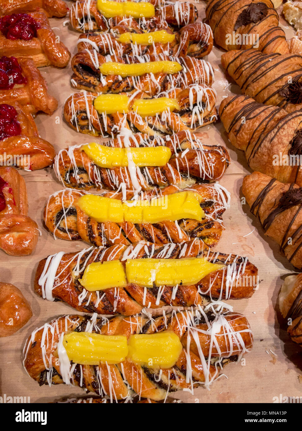 Puff sweet pastries in the market Stock Photo - Alamy