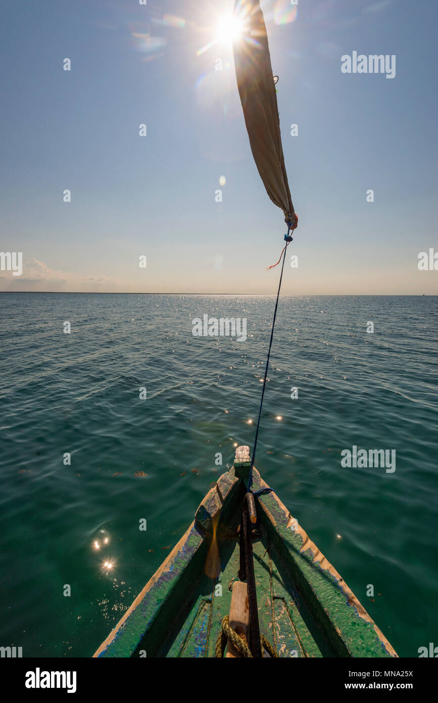 Travelling on dhow hi-res stock photography and images - Alamy