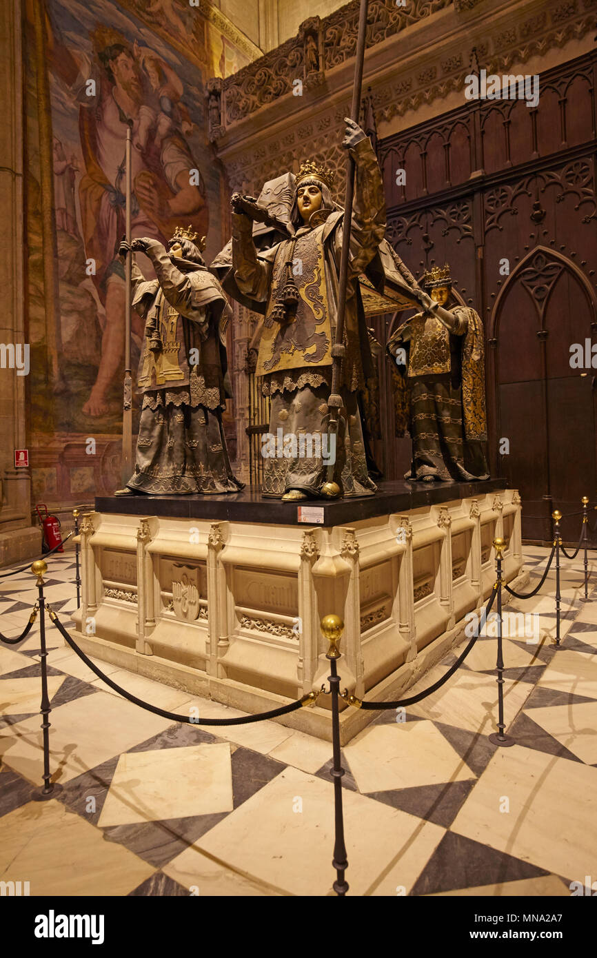 Tomb of Christopher Columbus in Seville Cathedral, Andalusia, Spain ...