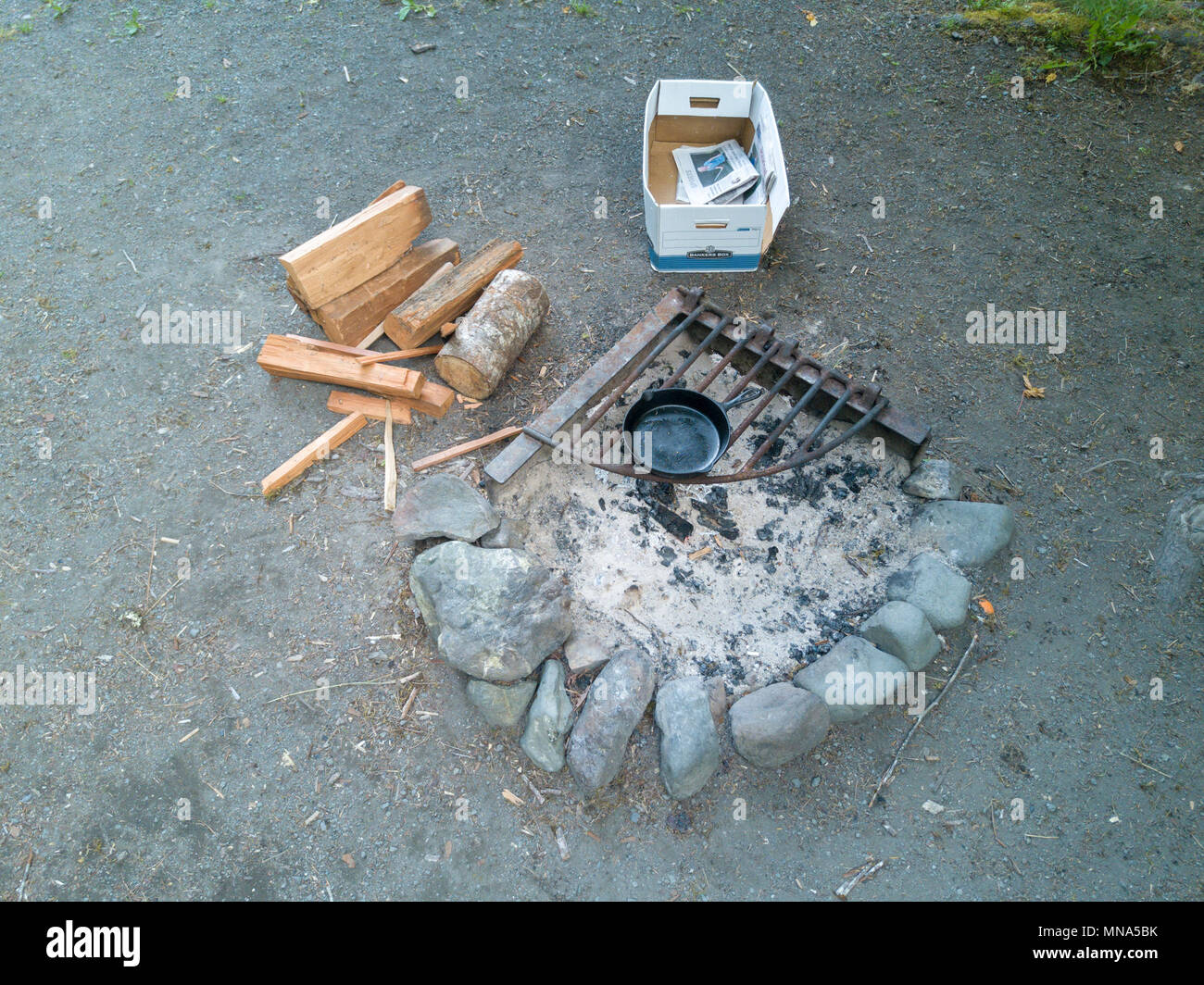 Campfire pit no fire Stock Photo - Alamy