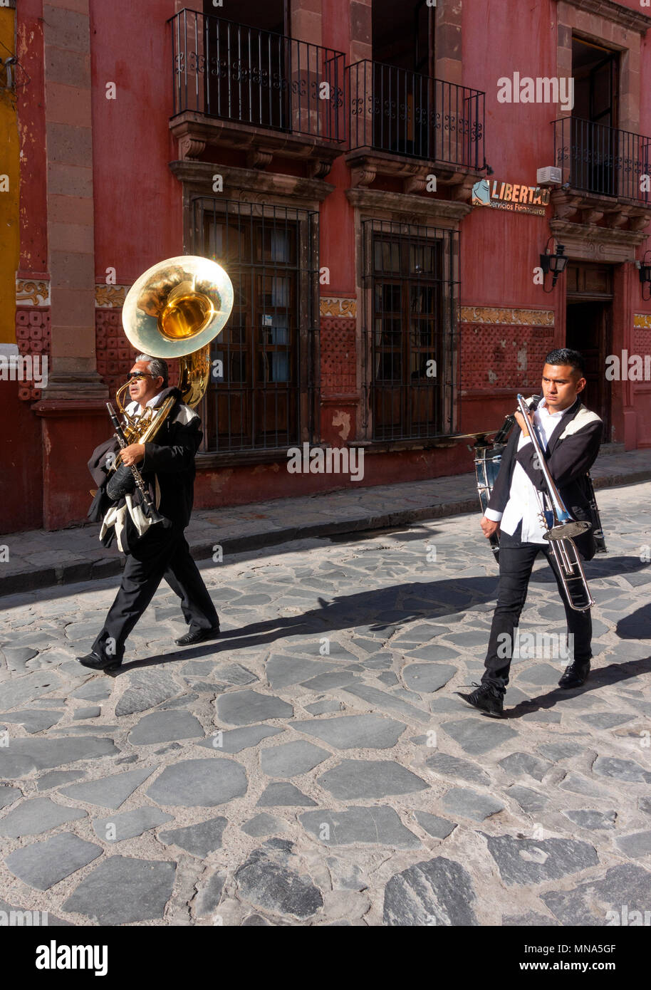 Trombone tuba hi-res stock photography and images - Alamy