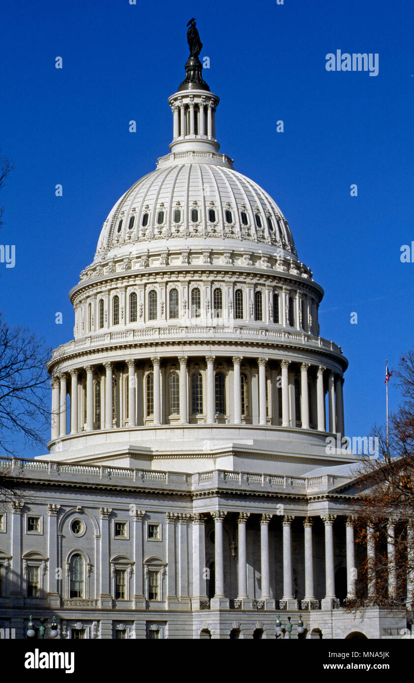 Columned rotunda hi-res stock photography and images - Alamy
