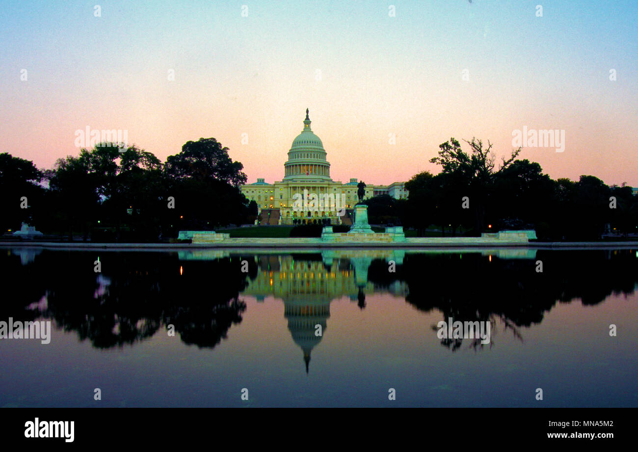 Us capitol west front portico hi-res stock photography and images - Alamy