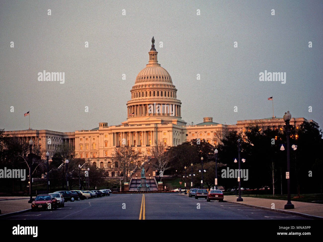 Us capitol west front portico hi-res stock photography and images - Alamy