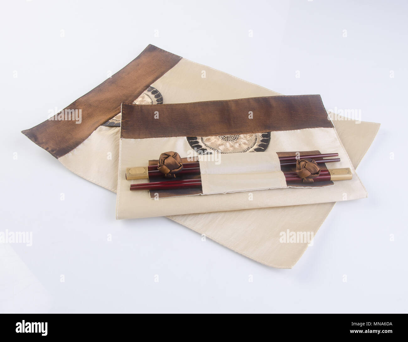Two sushi chopsticks empty hi-res stock photography and images - Alamy