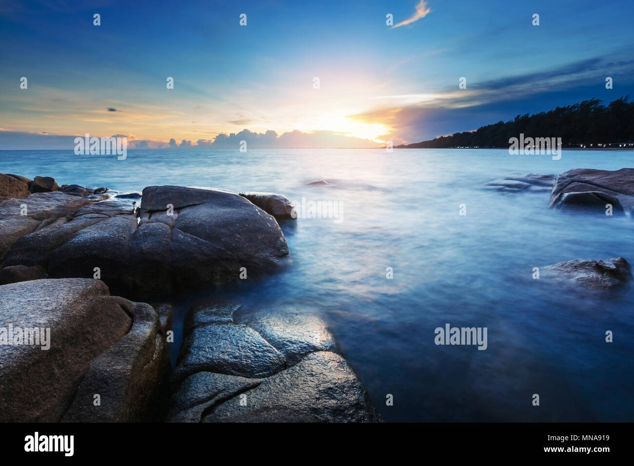 Seascape composition hi-res stock photography and images - Alamy